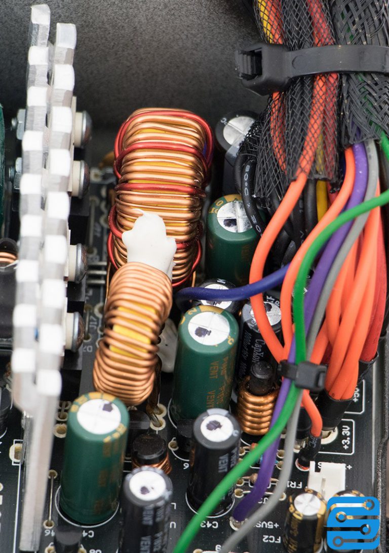 اختصاصی: بررسی پاور گرین GREEN GP580A-ES - سخت افزار مگ