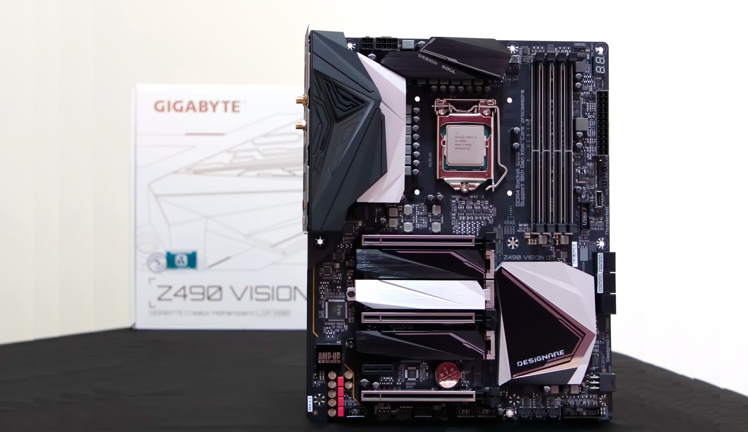 بررسی مادربرد GIGABYTE Z490 VISION D به همراه پردازنده 10900K - سخت ...