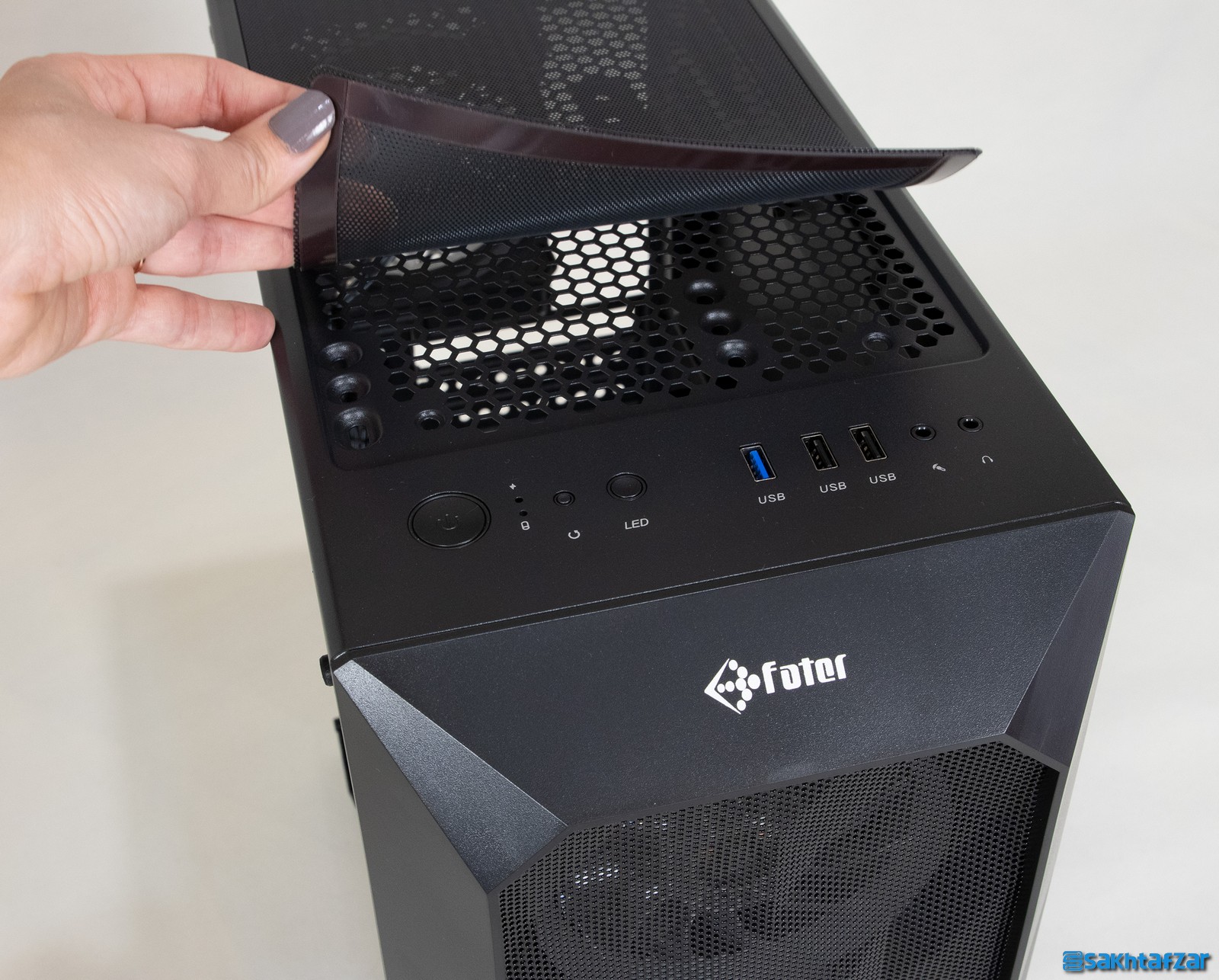 بررسی کیس کامپیوتر فاطر مدل FATER FG-730 - سخت افزار مگ