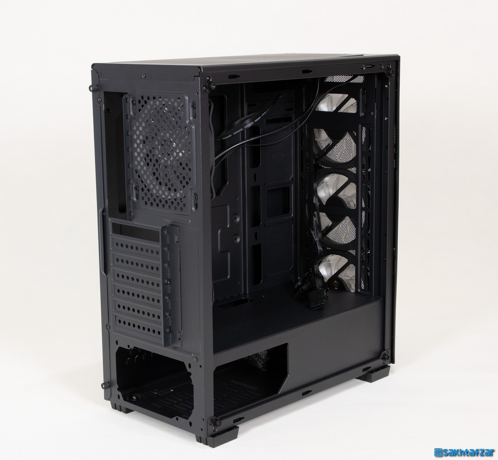 بررسی کیس کامپیوتر فاطر مدل FATER FG-730 - سخت افزار مگ