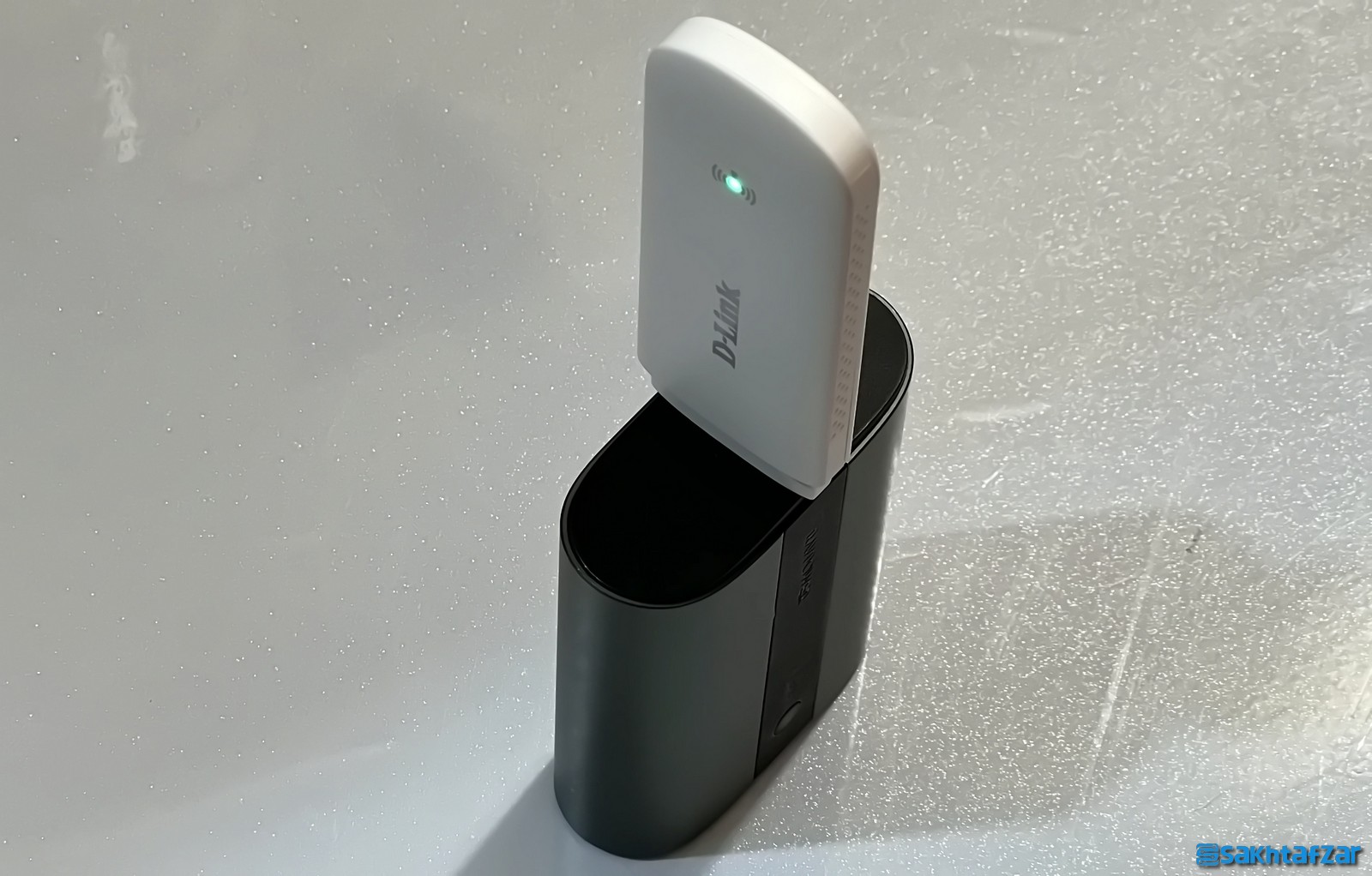 بررسی مودم 4G/LTE دی-لینک مدل D-Link DWR-910M - سخت افزار مگ