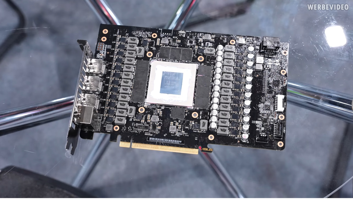 نگاهی به بهبودهای برد PCB کارت گرافیک ایسوس RTX 4090 ROG Matrix - سخت ...